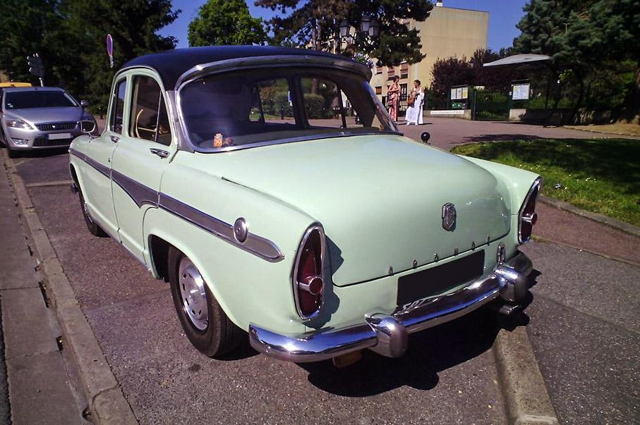 Simca Aronde P60 Montlhéry, une voiture de collection proposée par Laurent H.