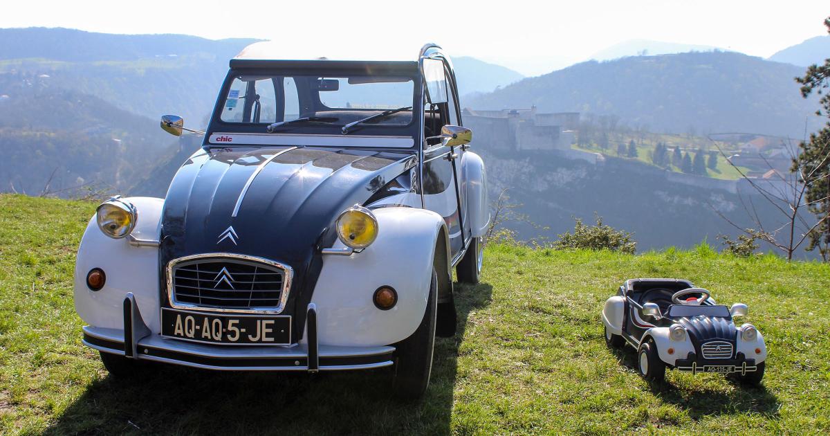 Citroën 2CV « Chic », une voiture de collection proposée par Roland R.