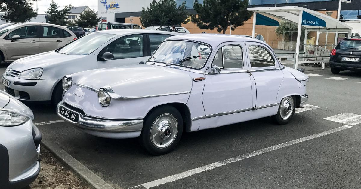 Panhard PL 17, une voiture de collection proposée par Jérôme T.