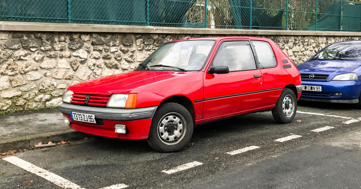 Peugeot 205 XS, une voiture de collection proposée par Jérôme T.