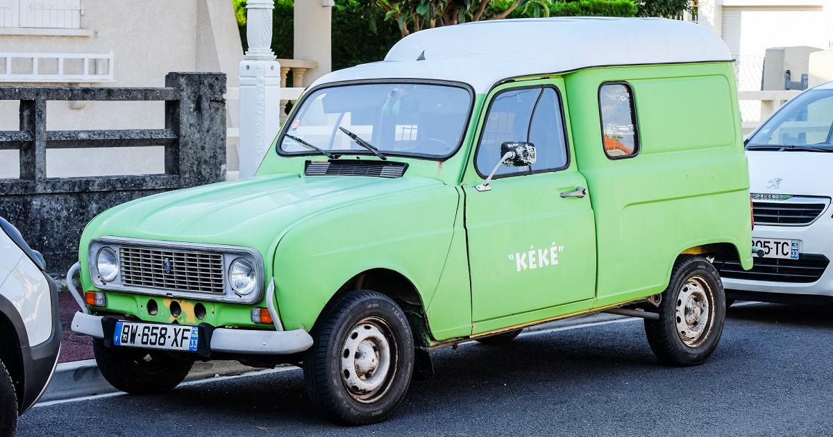 Renault 4 fourgonnette « Kéké », une voiture de collection proposée par ...