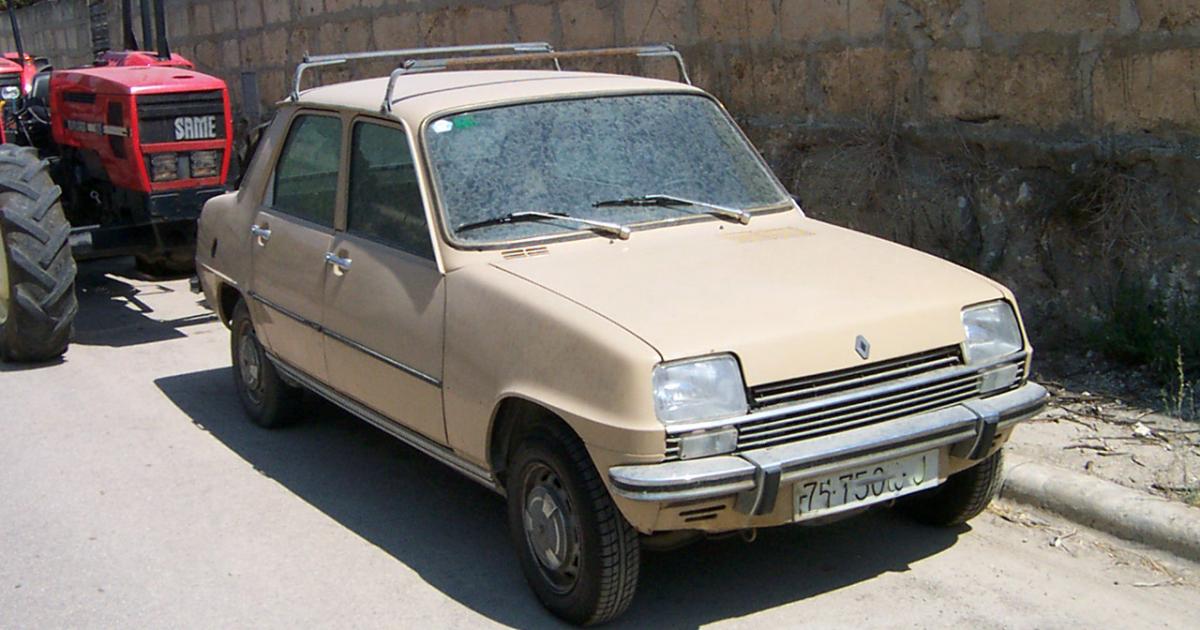 Renault 7, une voiture de collection proposée par Christophe D.