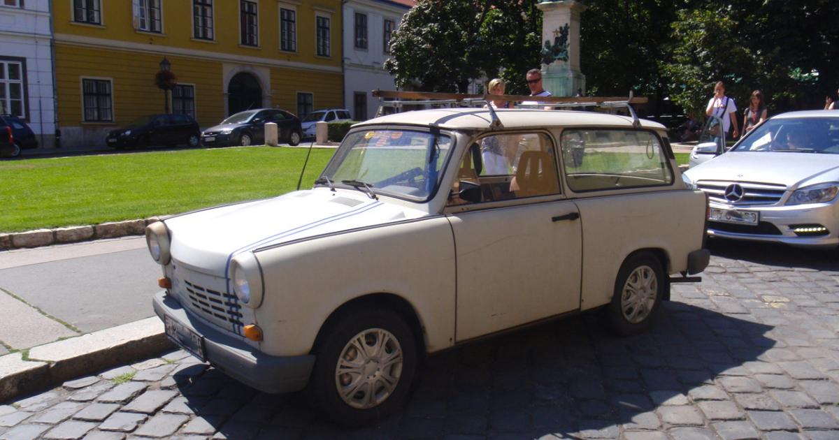 Combi Trabant 600, une voiture de collection proposée par Christelle T.