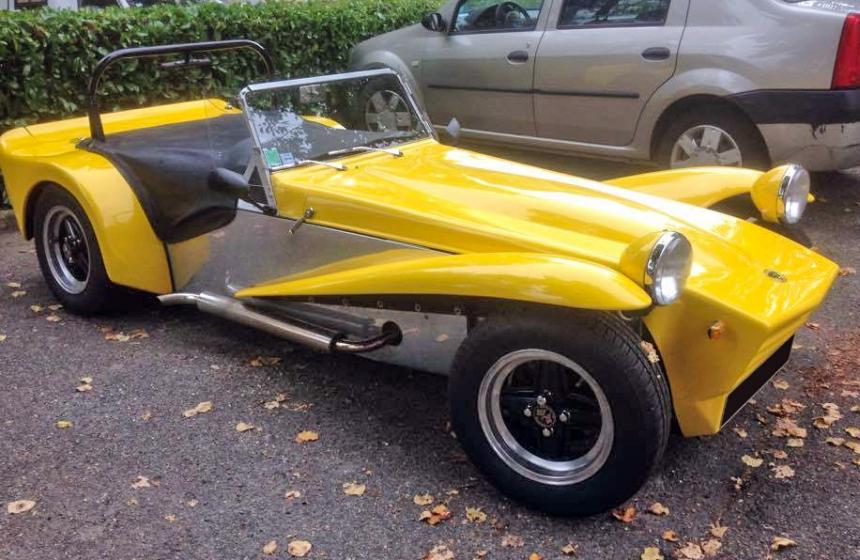 Dutton 1974, une voiture de collection proposée par Jp S.