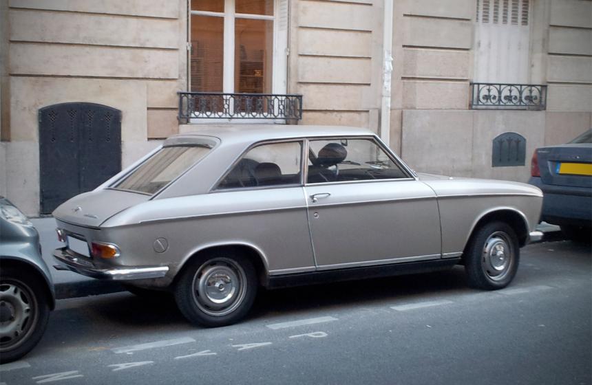 Peugeot 204 Coupé, une voiture de collection proposée par Pascal B.
